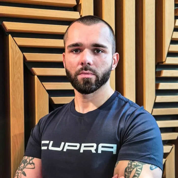 Kontakt - Salon i autoryzowany serwis CUPRA